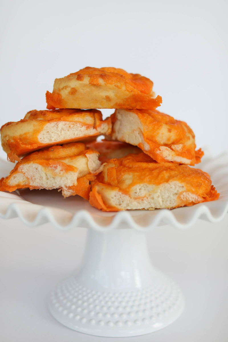 Roasted Garlic Cheese Buns – YUM Bakery Calgary